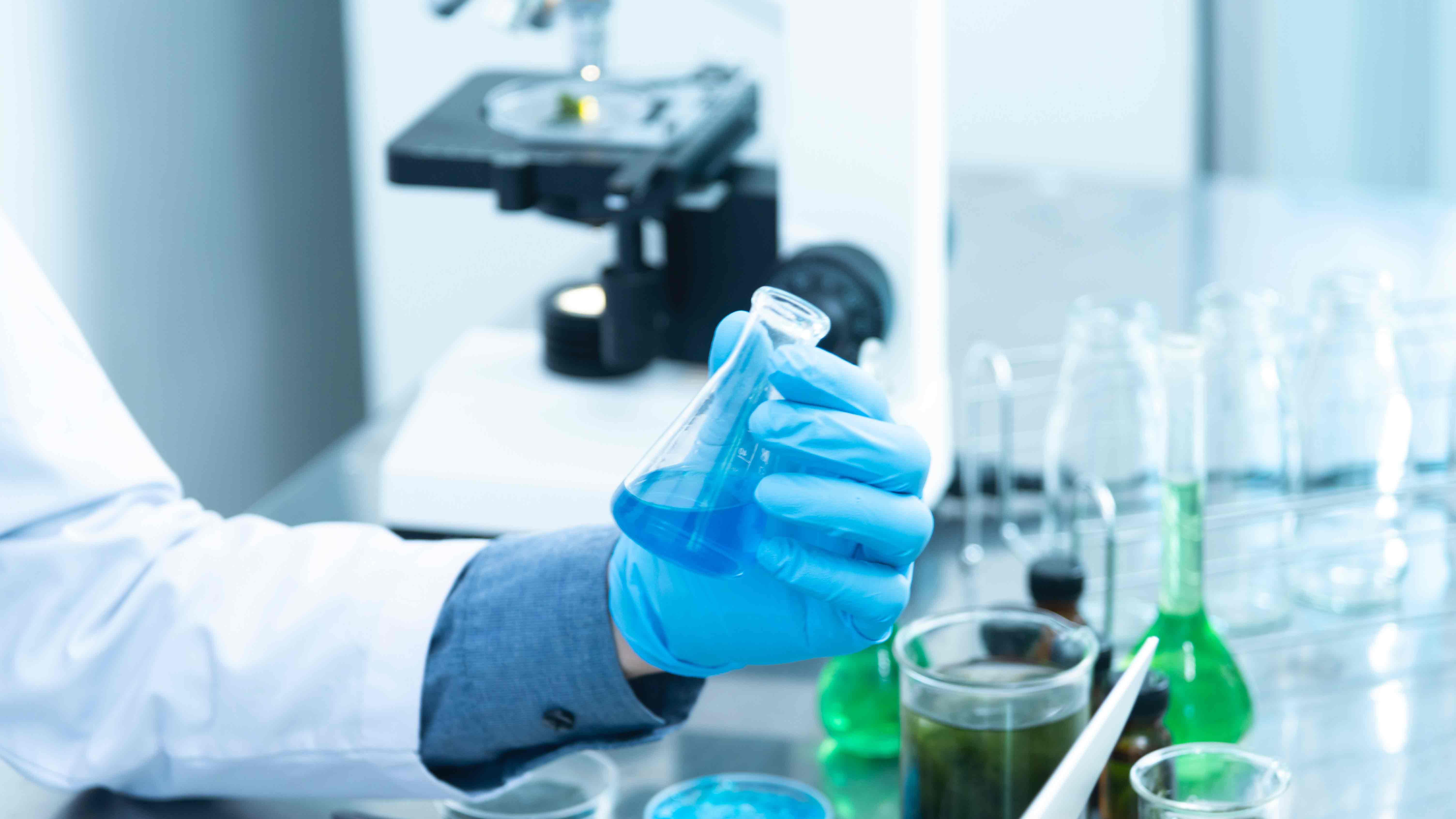 Naturwissenschaftliche Ausbildungen BACHELOR AND MORE